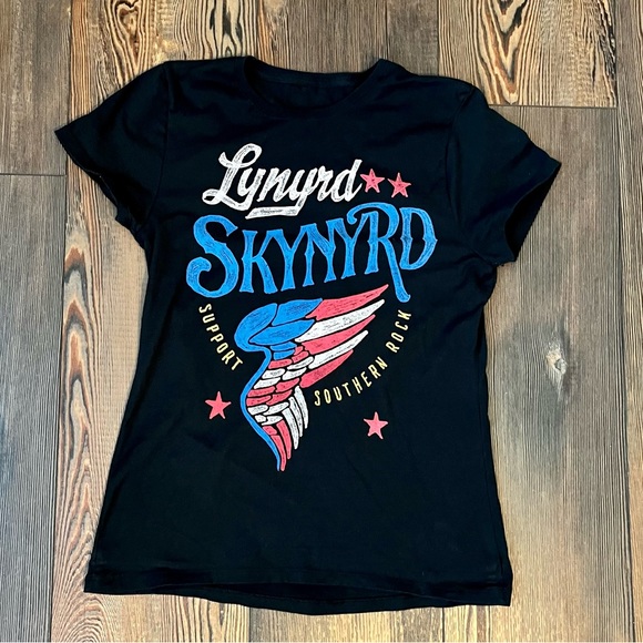 Lynyrd Skynyrd | Tops | Lynyrd Skynyrd 23 Support Southern Rock 40th ...